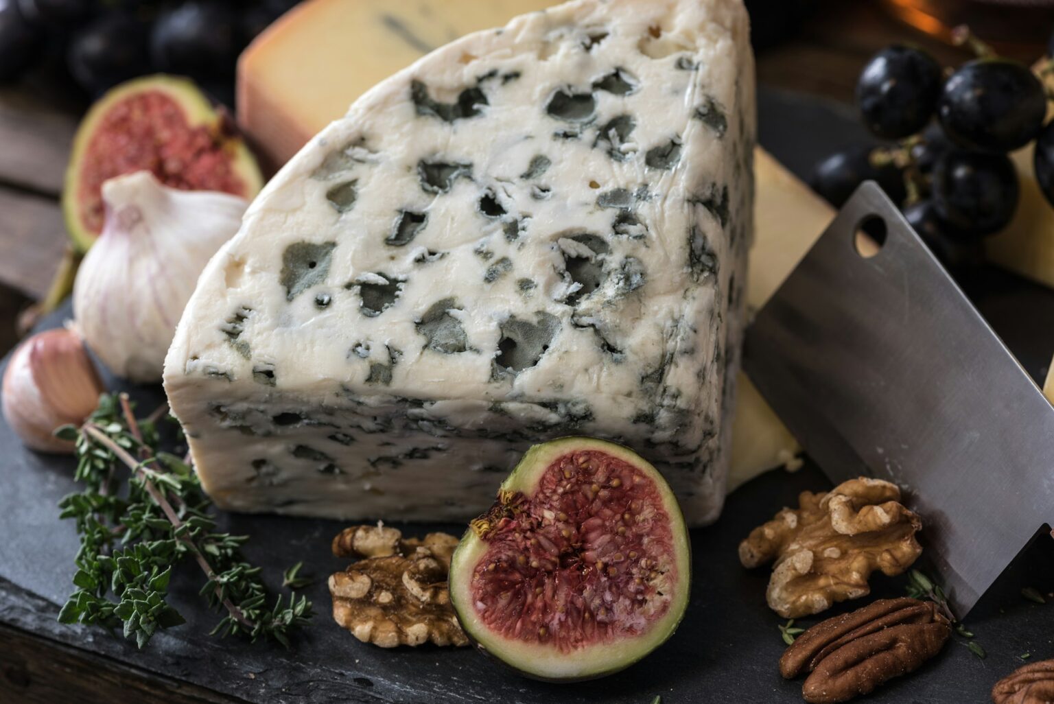 El enigmático poder del queso azul: sabor, tradición y sofisticación ...